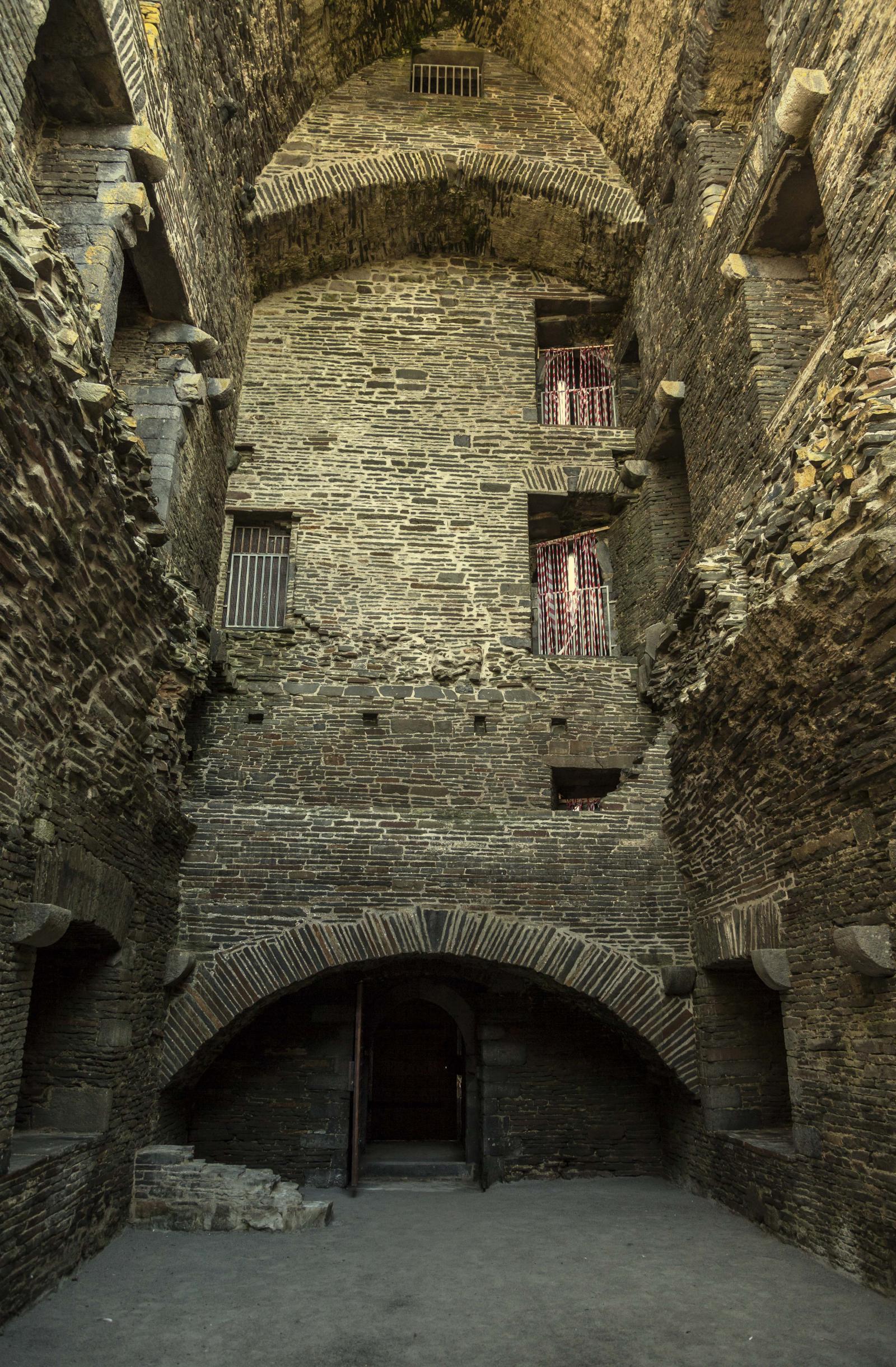 Carrigafoyle Castle | Screen Kerry